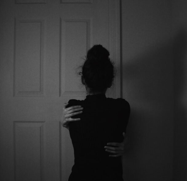 23 Different Types Of Hugs And Their Meanings - Unravel Brain Power